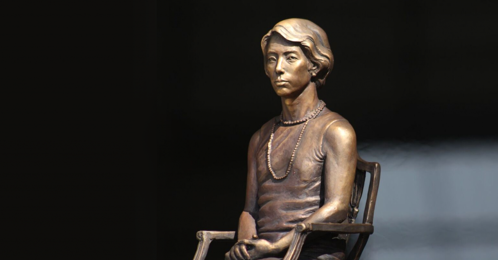 Museum of Kirati: พิษทนทานเหนือกาลเวลาในร่างที่ (กำลัง) แตกดับ | THE ...