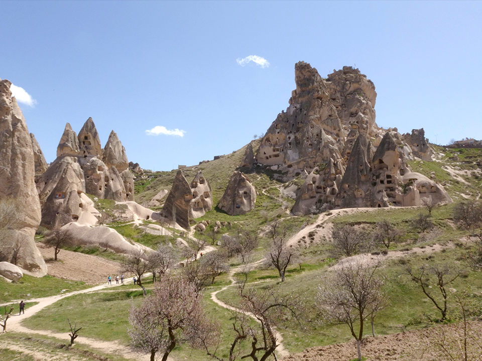 คัปปาโดเกีย เที่ยวแดนเทพนิยายในวันที่ฟ้าไม่เป็นใจ | THE MOMENTUM