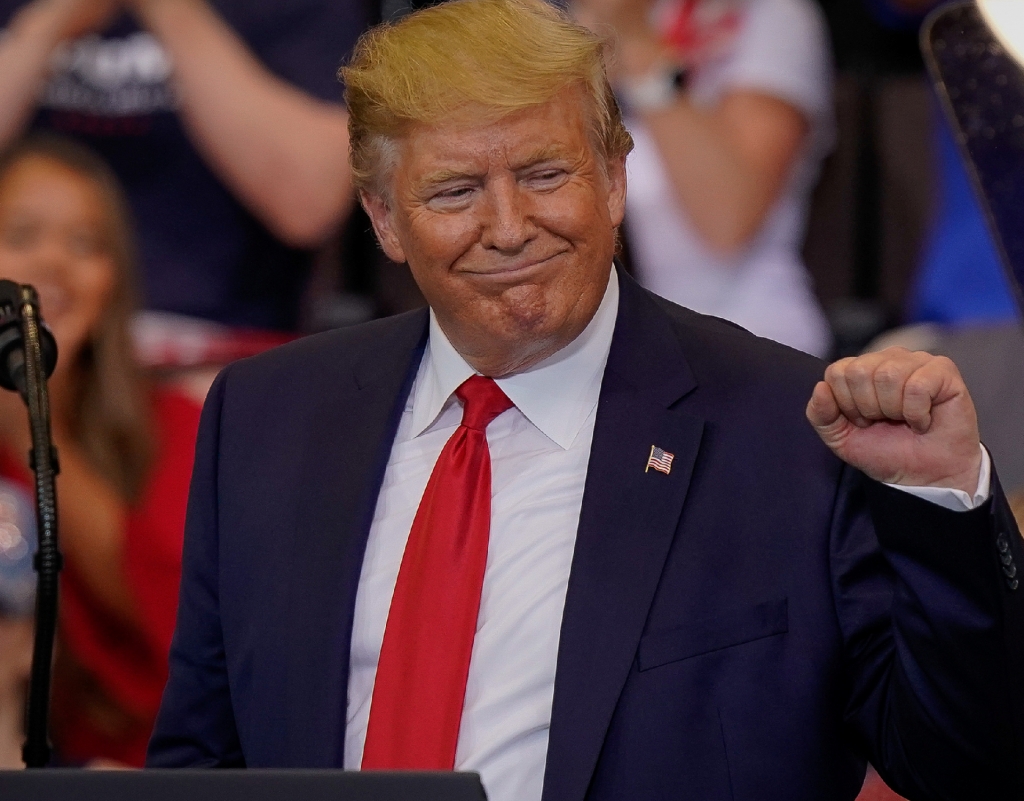 Thumbnail-Trump | THE MOMENTUM