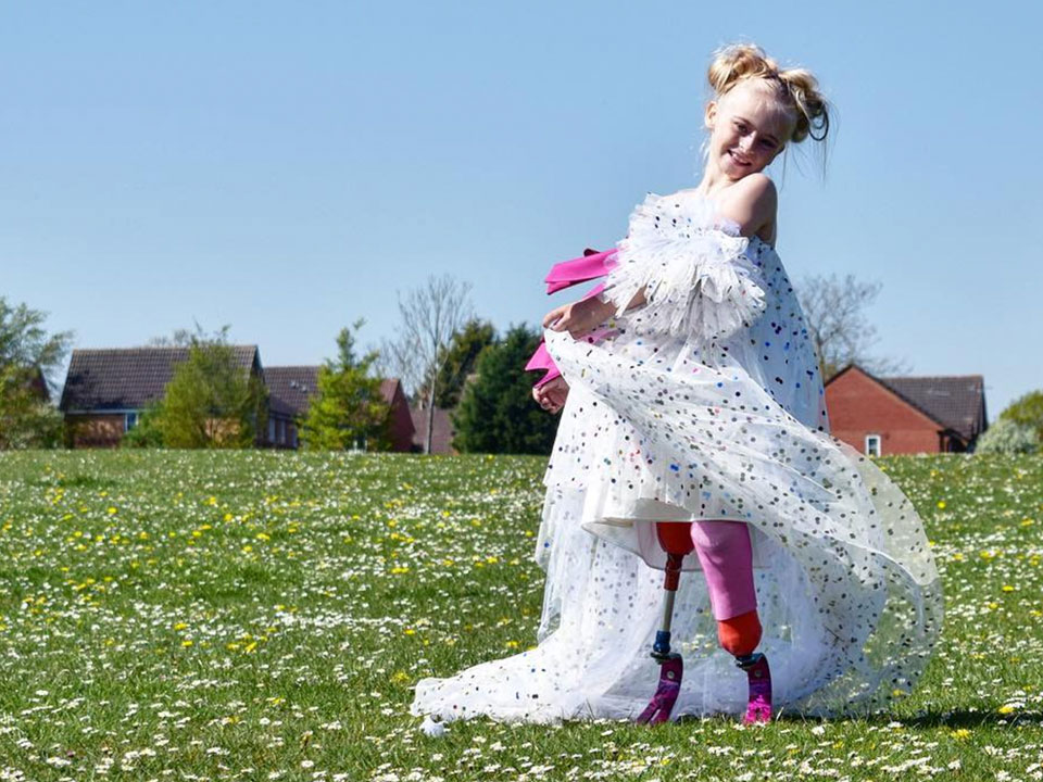 TheMo_Daisymay-Thumbnail | THE MOMENTUM