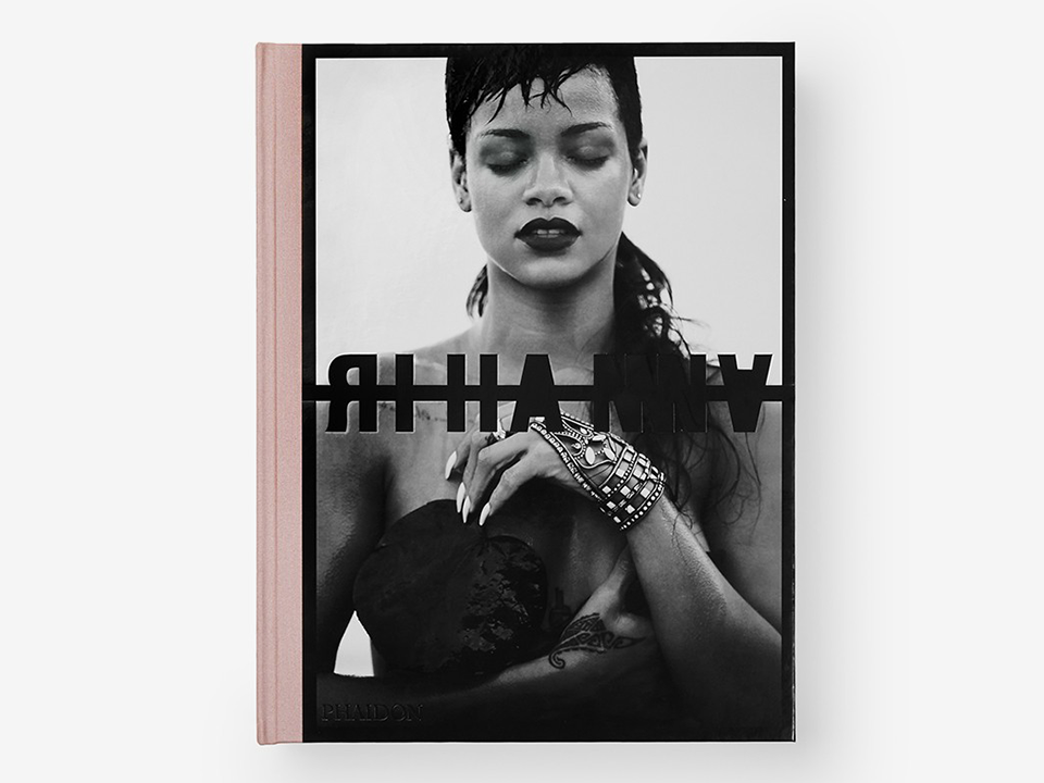 TheMo_rihanna-visual-autobiography-Thumbnail | THE MOMENTUM