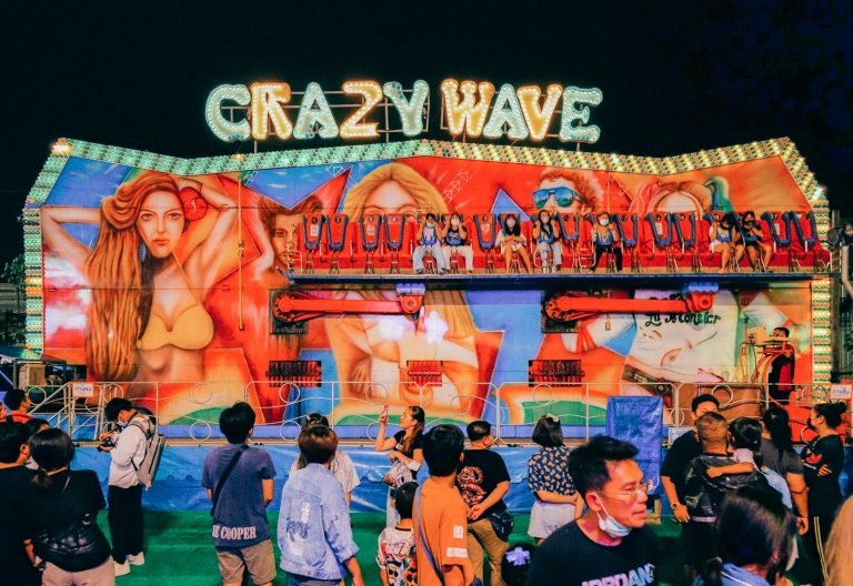 Siam Carnival Funfair เทศกาลสวนสนุกเคลื่อนที่ใจกลางกรุง
