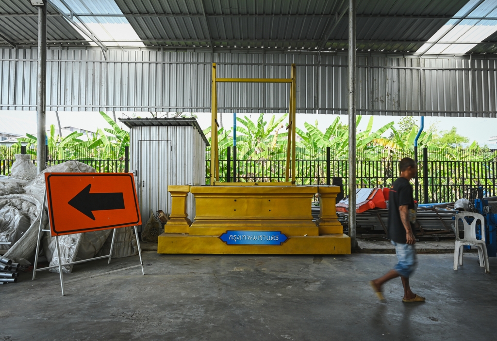 สำรวจหลังบ้าน ‘Hero Print’ ร้านทำป้ายหาเสียง ที่การันตีความไวการผลิต ...