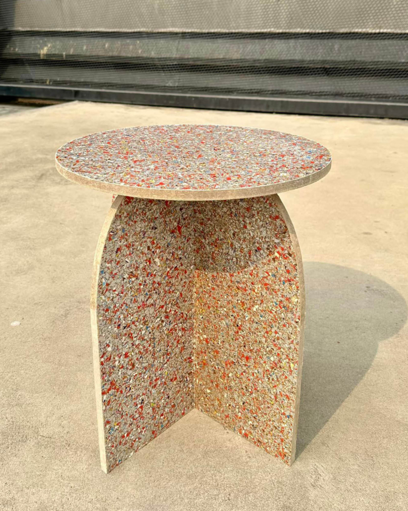 วัสดุทดแทนไม้ ‘เอ็นไวโรบอร์ด’ (Enviro Board) จากขยะกล่องนมสู่ ...