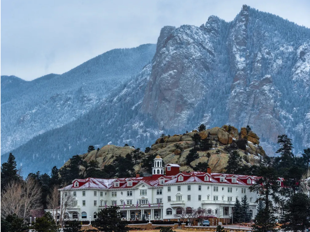 เตรียมตัวให้พร้อม เมื่อ The Stanley Hotel ต้นแบบโรงแรมใน The Shining ...