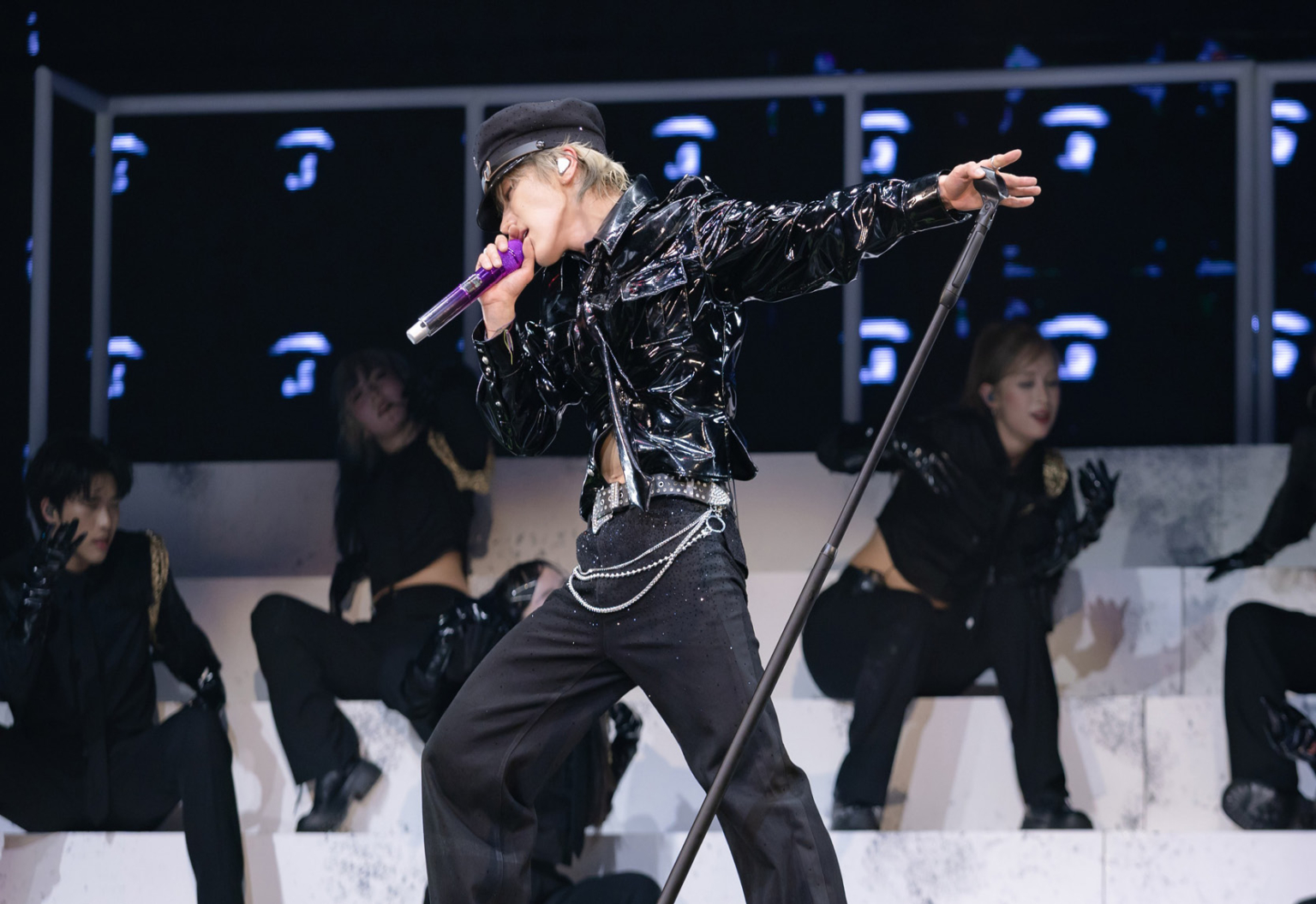 ชวนพิสูจน์ความเป็น ALL-Rounder และ Artistic Performer ของ ‘เตนล์’ ใน ...