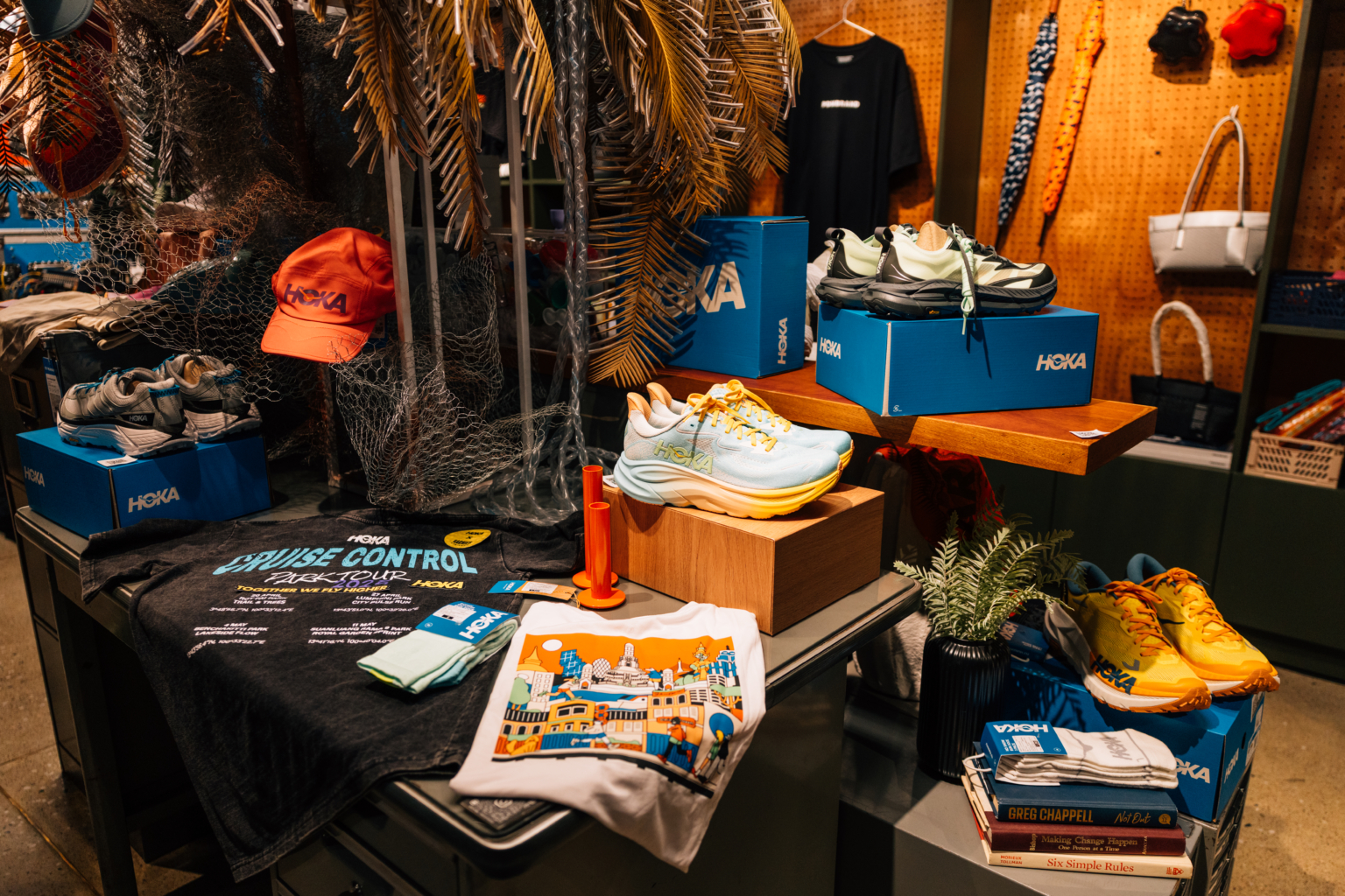 HOKA สร้างพื้นที่ Culture Hub กลางตึกเก่าร้อยปี รวมกิจกรรมสายวิ่ง สาย ...